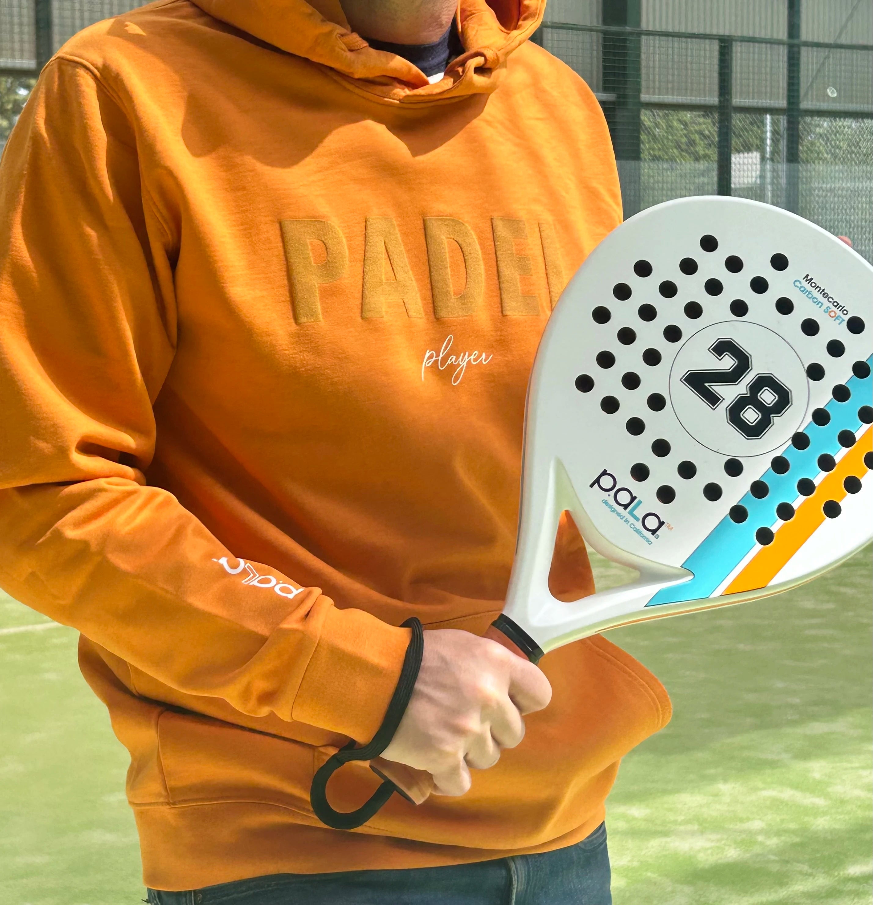 Accessories for padel rackets, padel balls, grips and clothing ...
